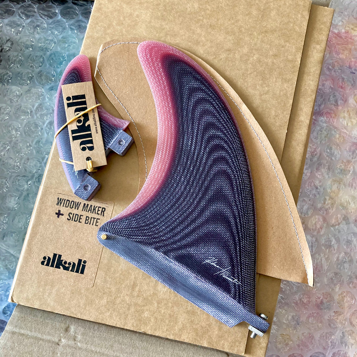 Widowmaker - Alkali Fins – Buoyancy Surf Shop 波洋喜衝浪店